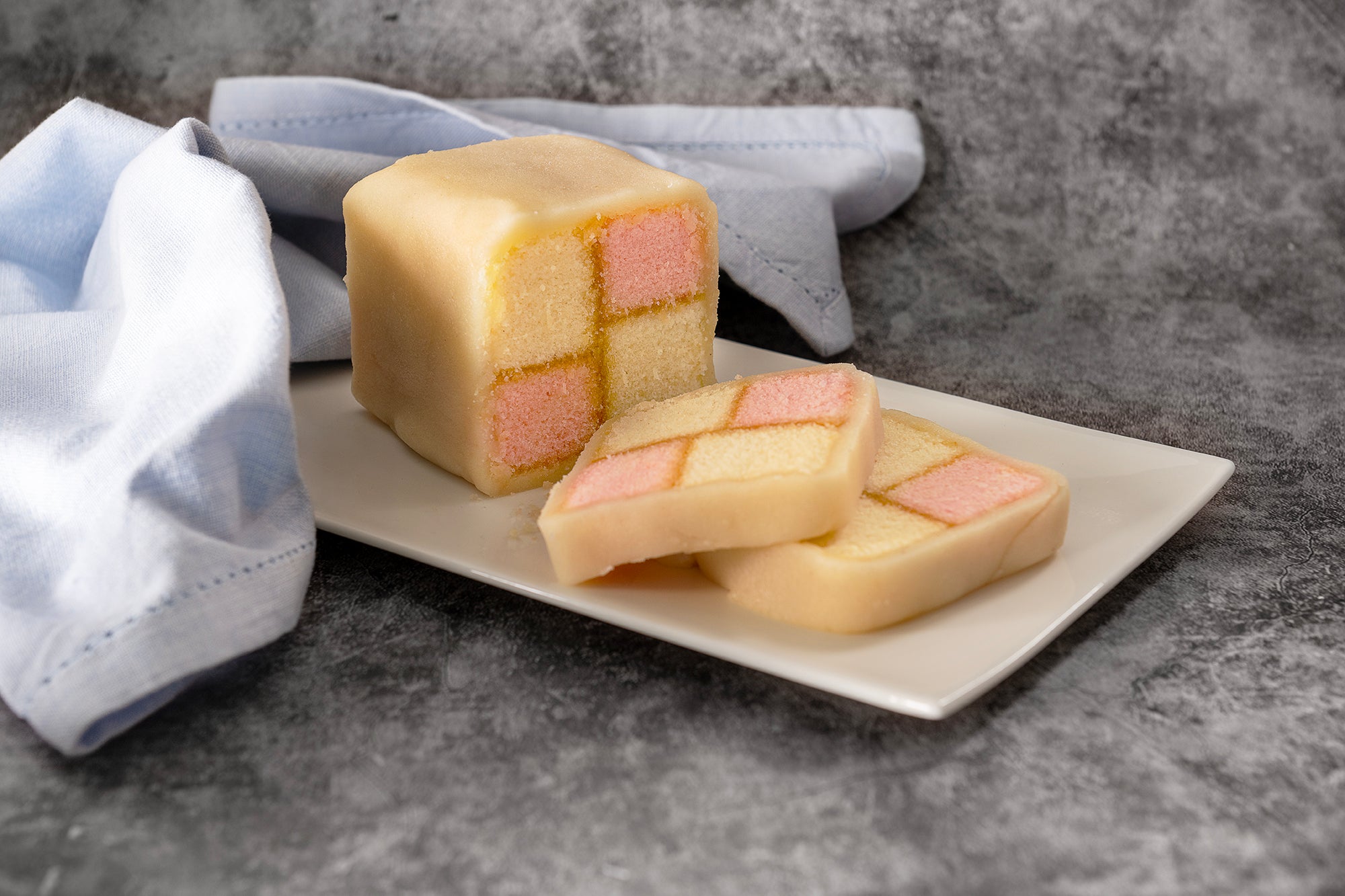 Cakes – Brysons of Keswick